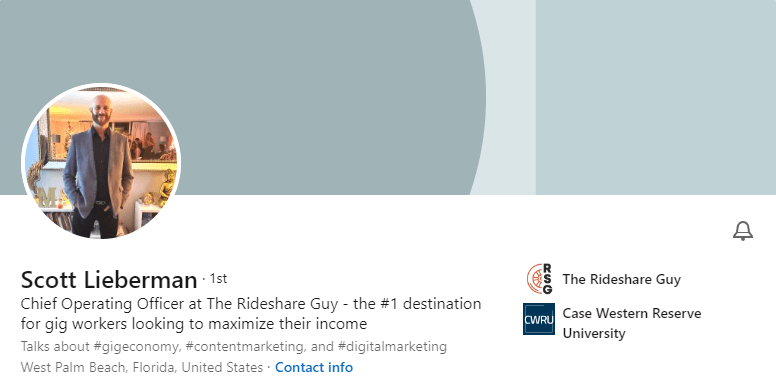 How to Write a LinkedIn Headline That Doesn't Suck